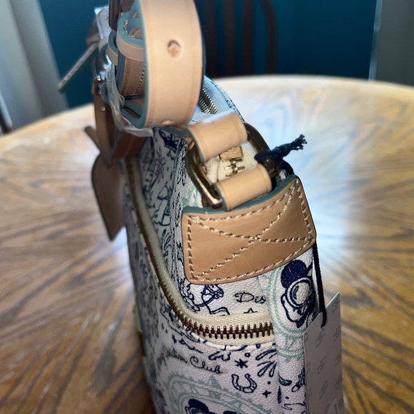 Dooney & Bourke | Bags | Disney Dooney And Bourke Disney Vacation Club ...